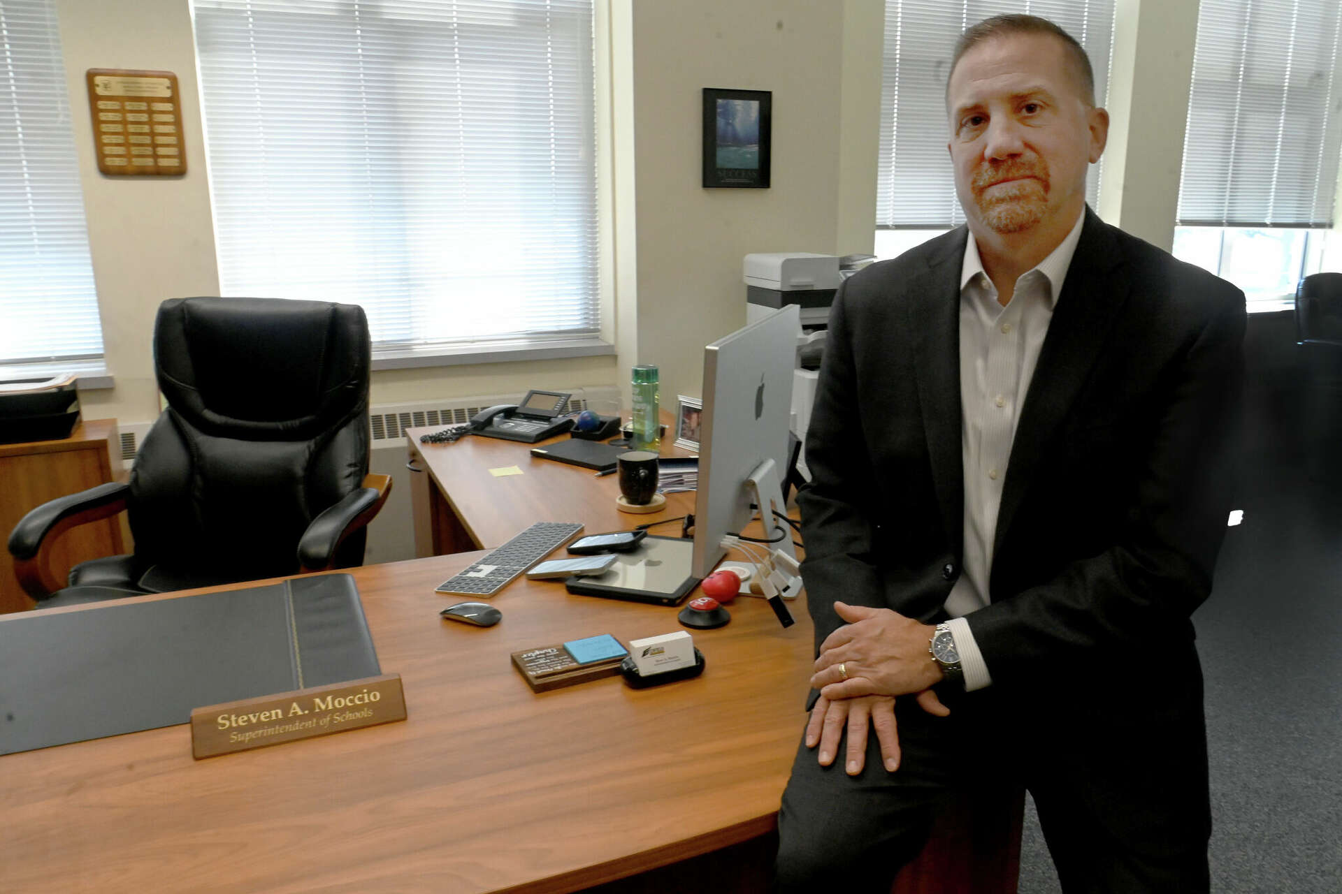 CT town issues guidance to protect students from potential ICE raids