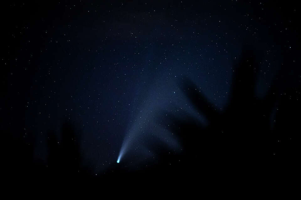 How to watch rare comet passing by Earth