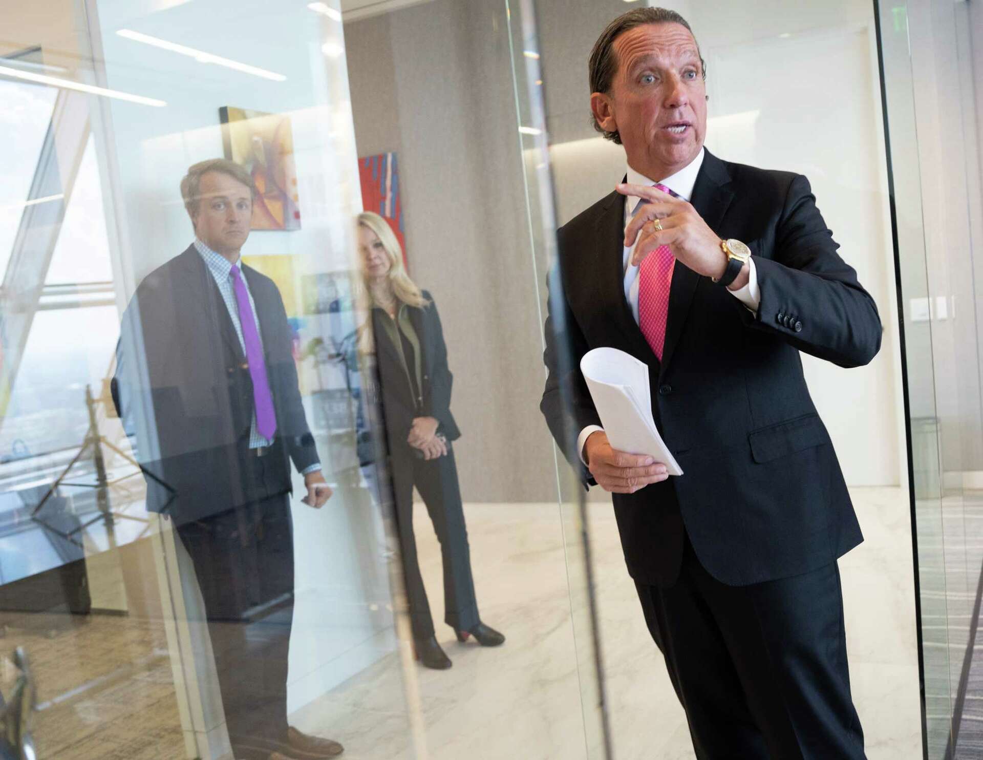 Judge blasts Jay-Z's lawyer for attacks on Tony Buzbee