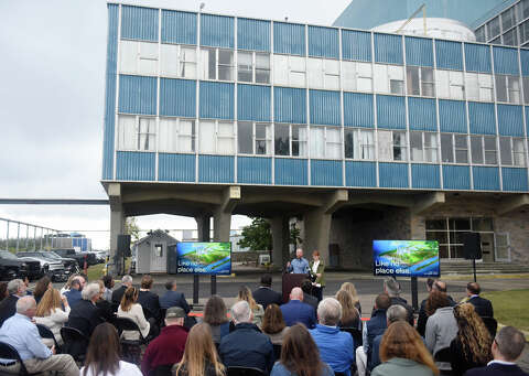 How Norwalk couple's kayak trip changed the fate of Manresa Island