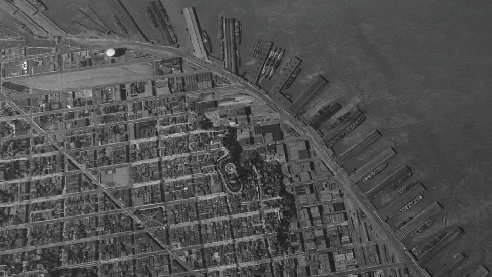 Unearthed photos reveal why 5 San Francisco city blocks disappeared