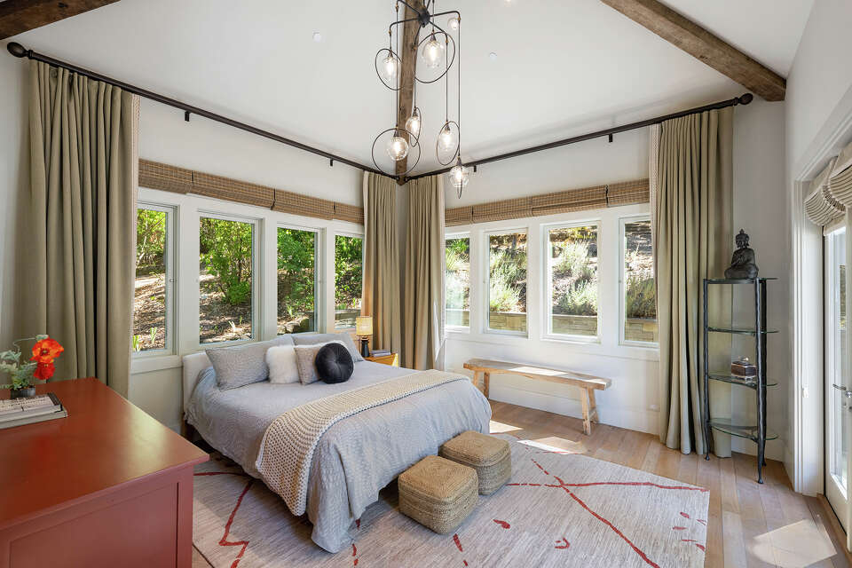 Jack London's historic Bay Area home hits market for staggering sum