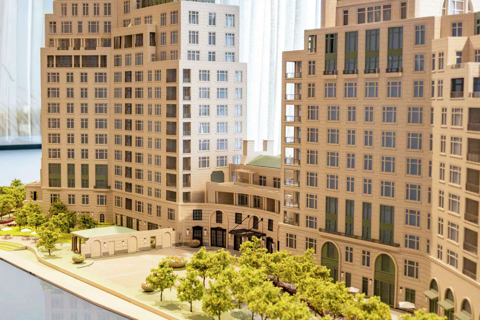 Ritz Carlton condo tower in The Woodlands, Houston breaks ground