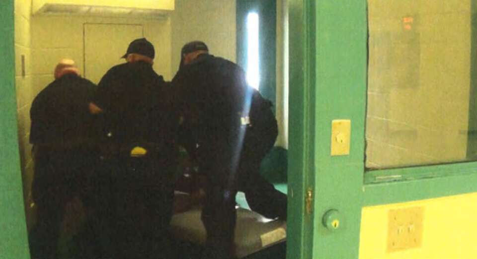 Video shows CT prison inmate's fatal confrontation with guards: Report