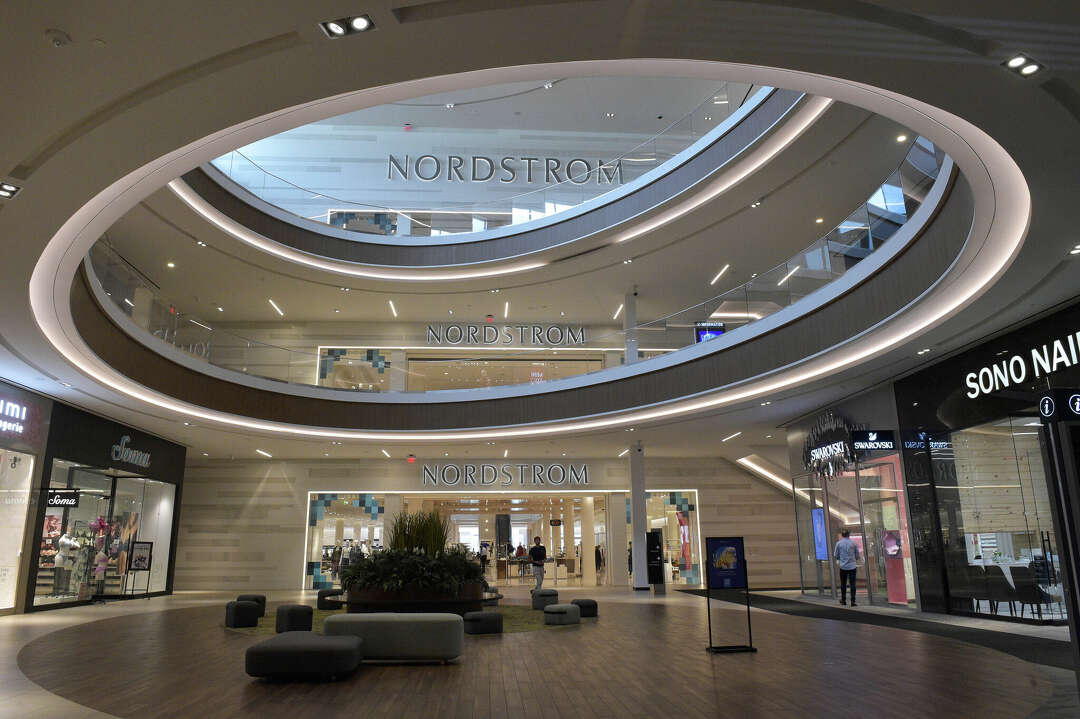 How Norwalk's SoNo Collection mall has changed CT's retail industry