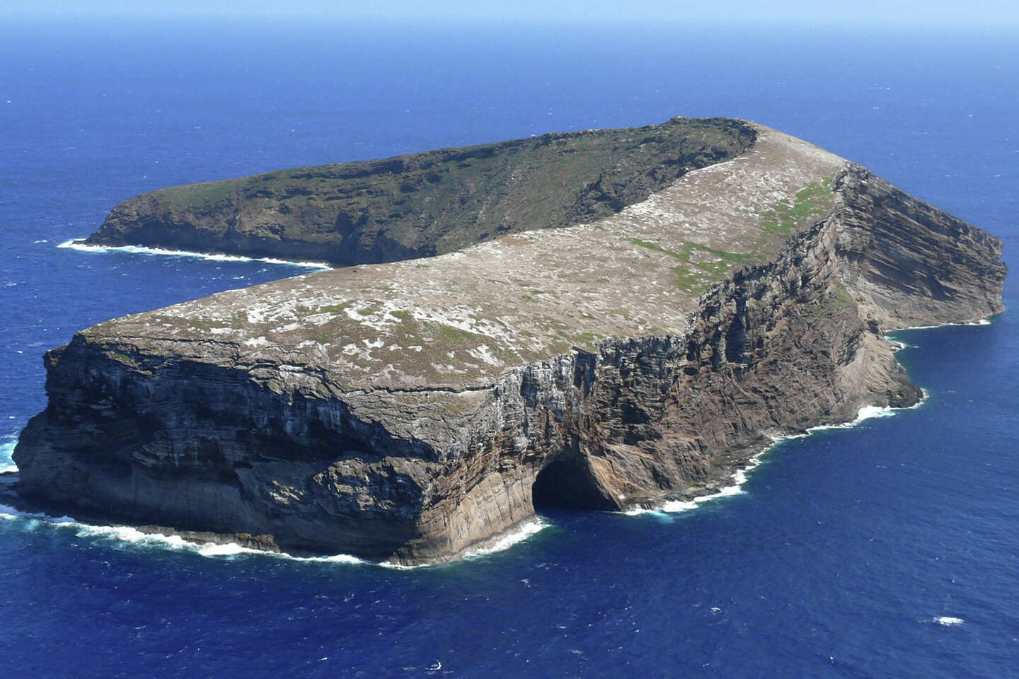 This Hawaii island is being bombed by the US military
