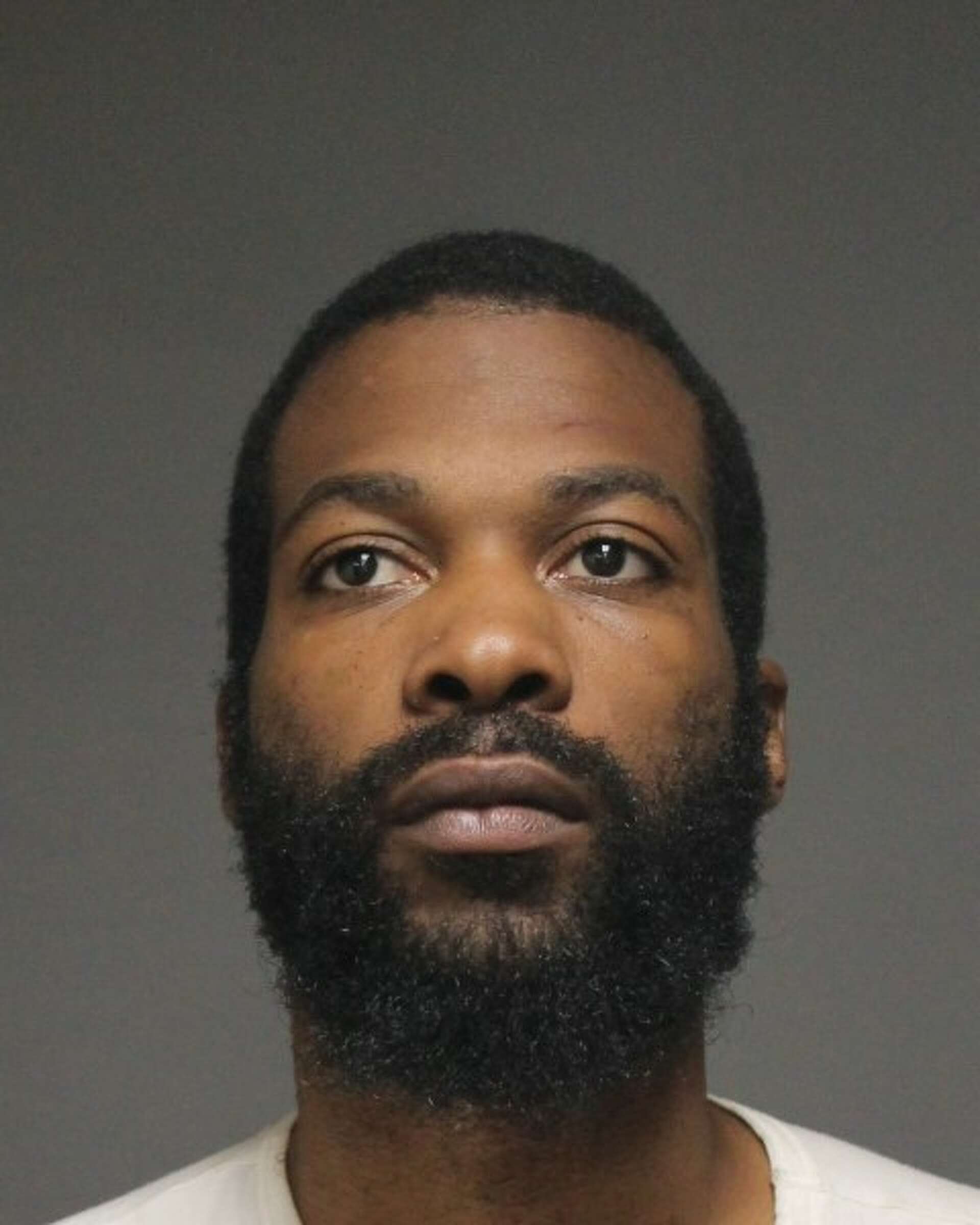 Fairfield police: Bridgeport men arrested after chase in stolen car