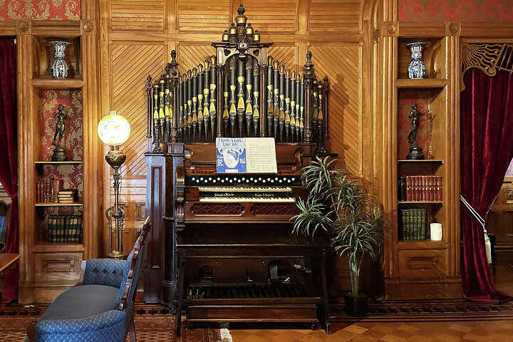 The real Bay Area home that inspired Disneyland's Haunted Mansion