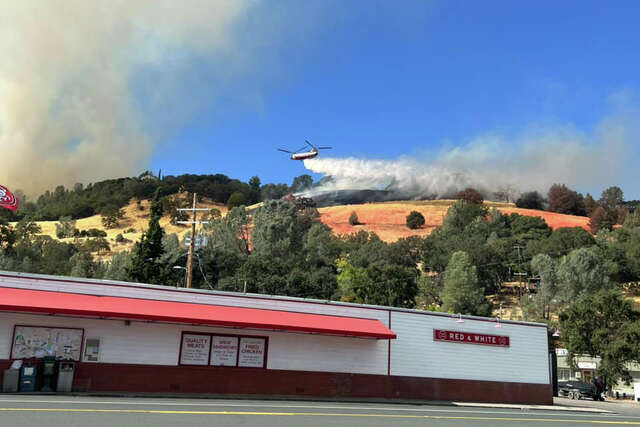 Lake County wildfire threatens 2,553 structures