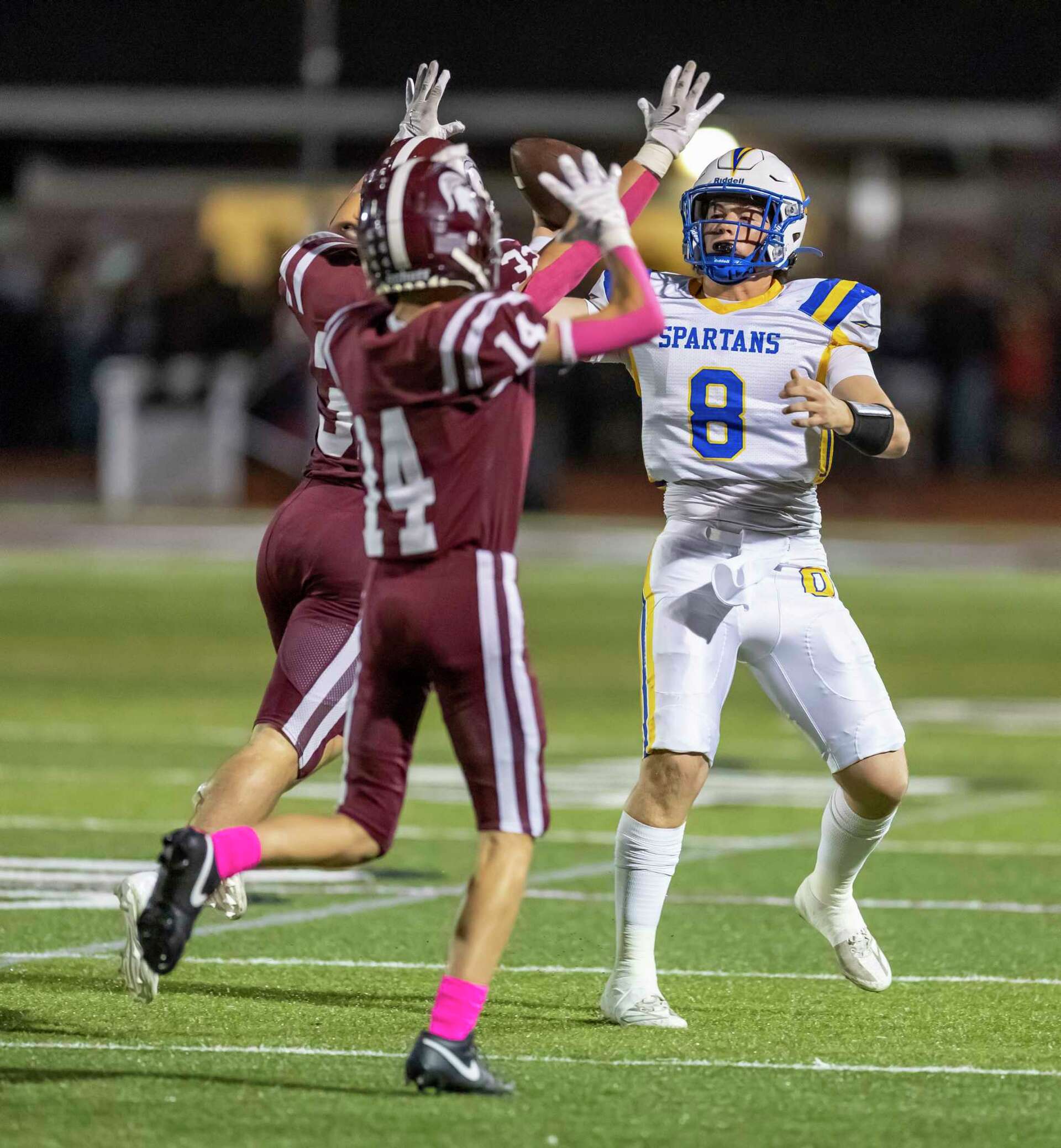 Burnt Hills-Ballston Lake football rallies, then holds off Queensbury