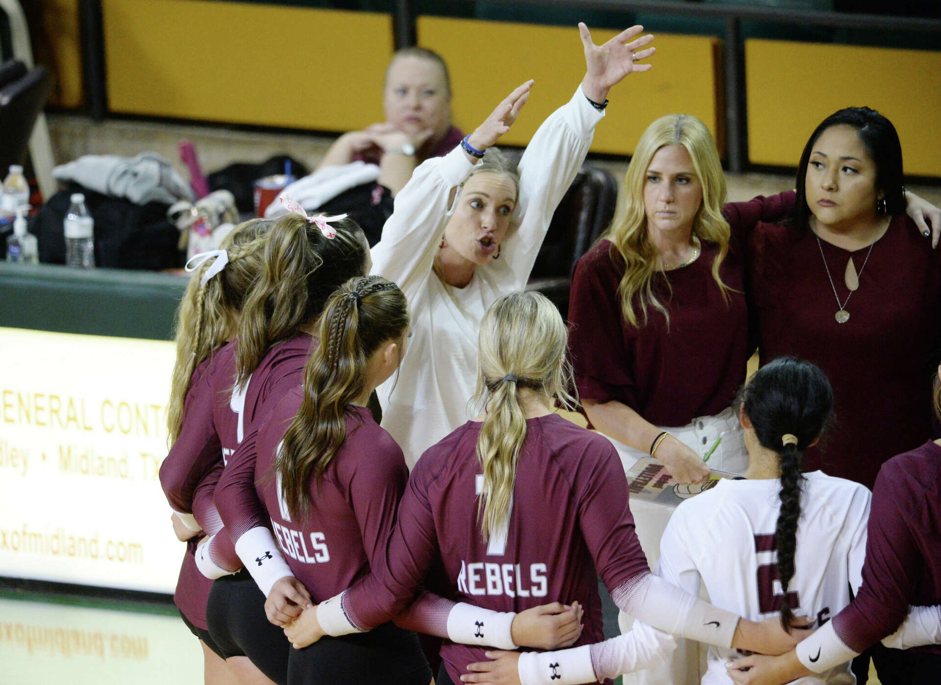 Rachel Anglin steps down as Midland Legacy volleyball coach