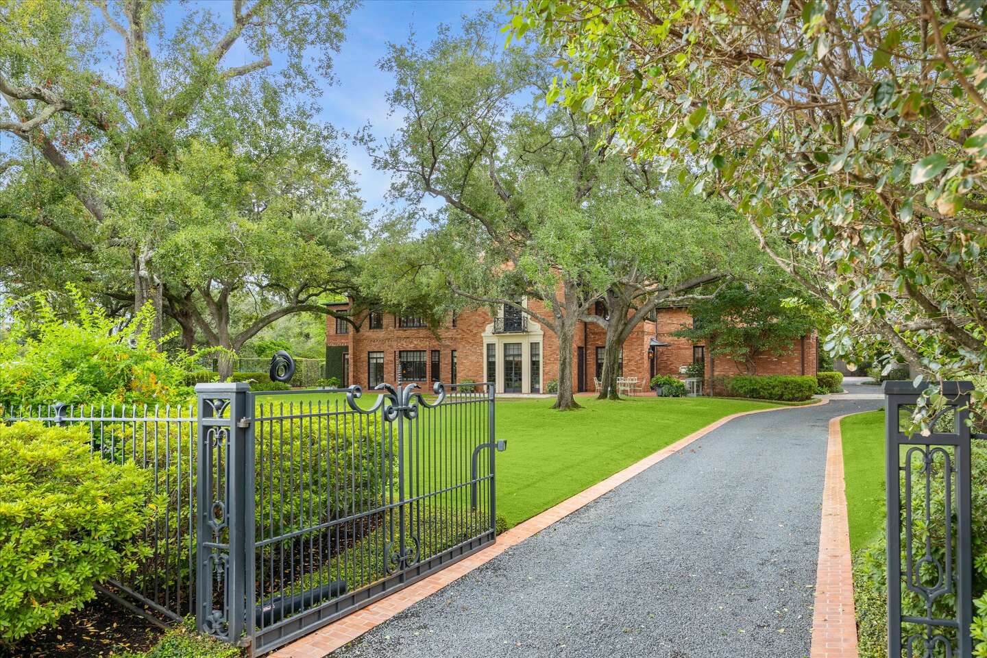 Houston mansion by 'man who built River Oaks' lists for $19M