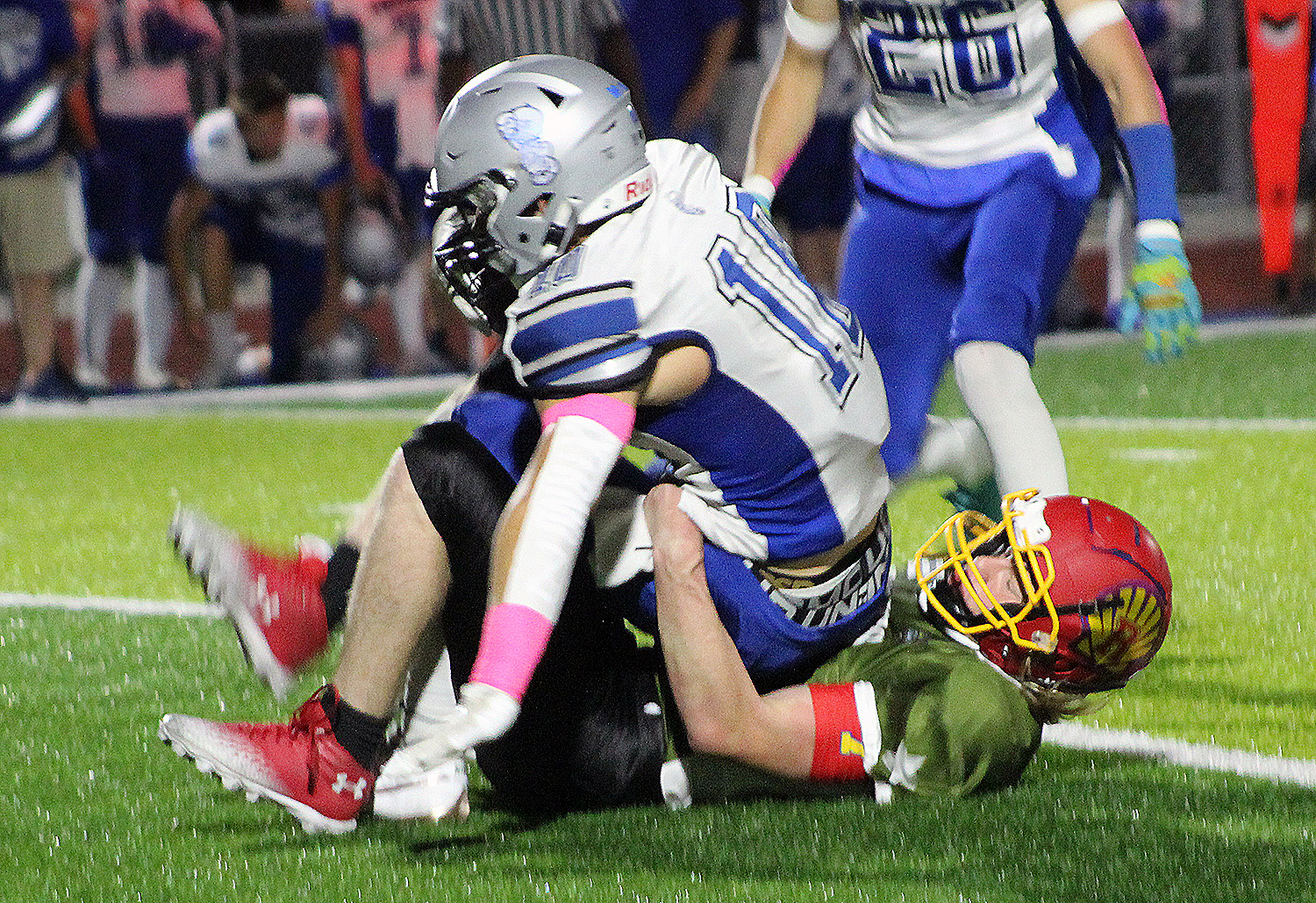 Roxana Shells edge Freeburg 12-10 with time-consuing strategy