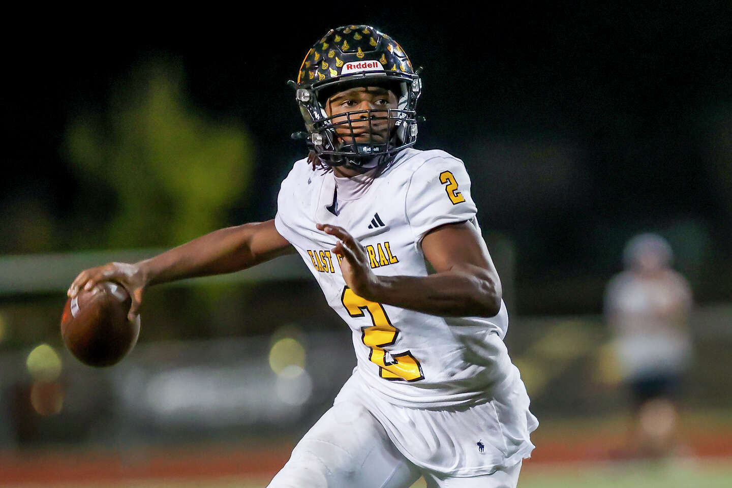 East Central quarterback Isaiah Mackey's improvements lead to success