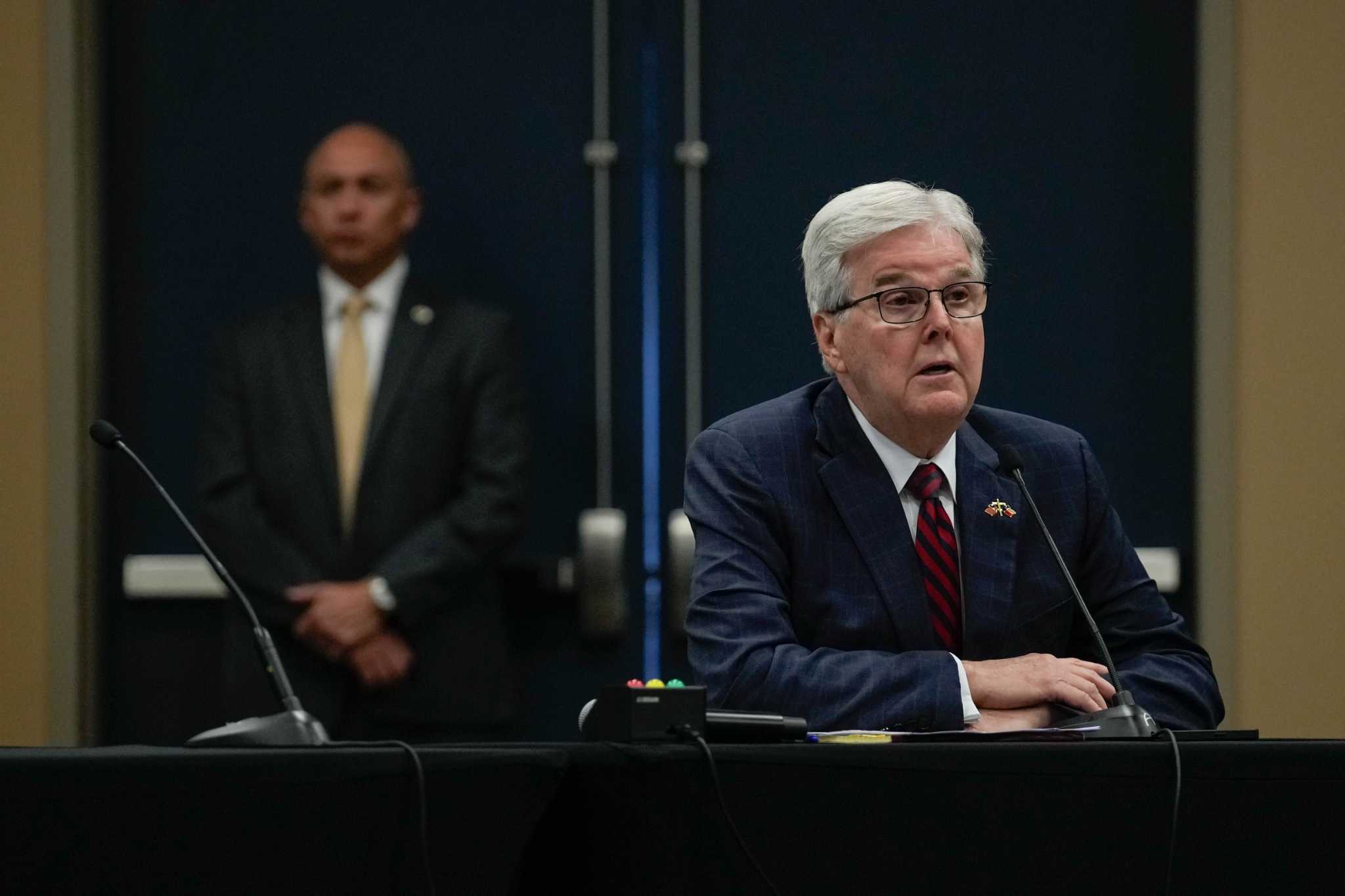 Dan Patrick calls for CenterPoint CEO to resign