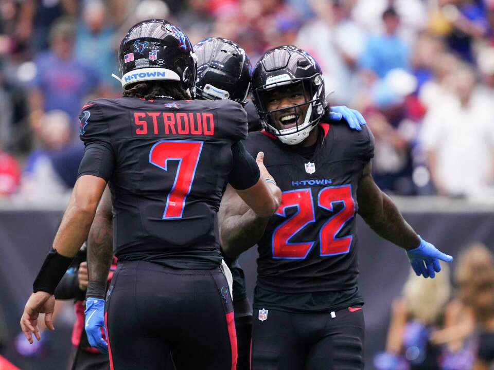 Texans QB C.J. Stroud explains his arms-crossed TD celebration