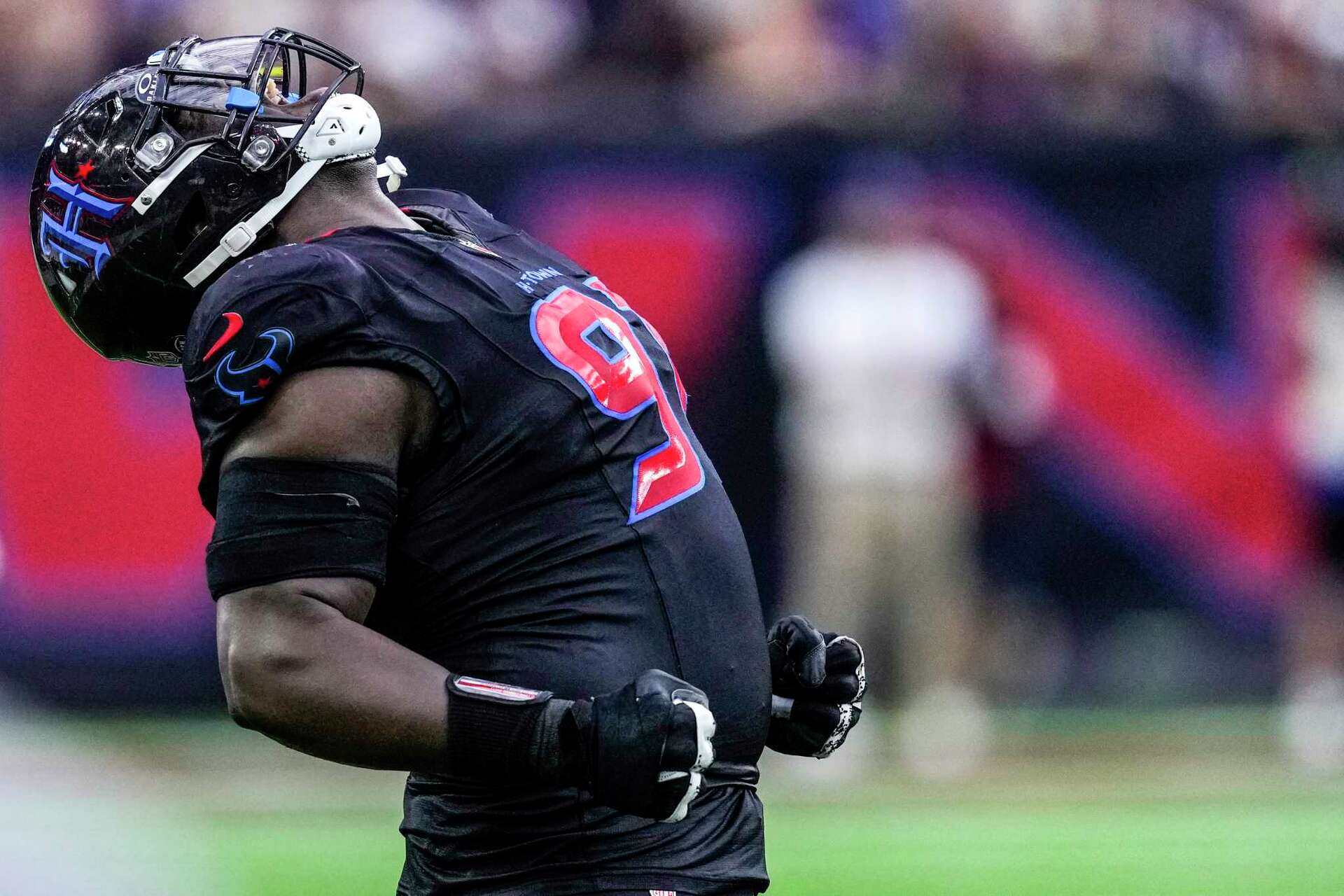 Houston Texans to re-sign defensive tackle Foley Fatukasi