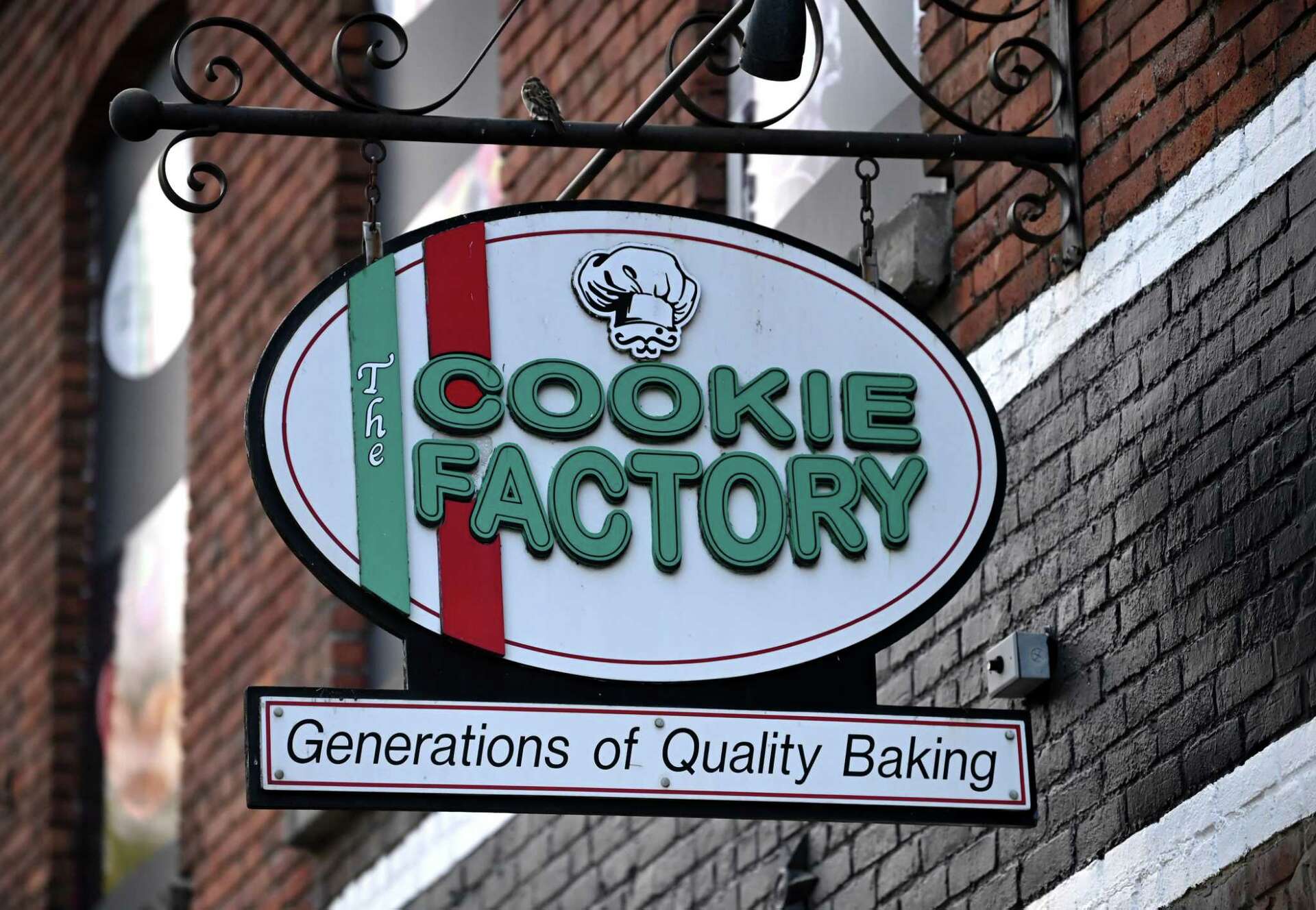 Bankruptcy court judge's decision keeps Cookie Factory open in Troy