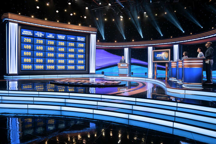 Former CT resident to appear on Jeopardy! Monday night