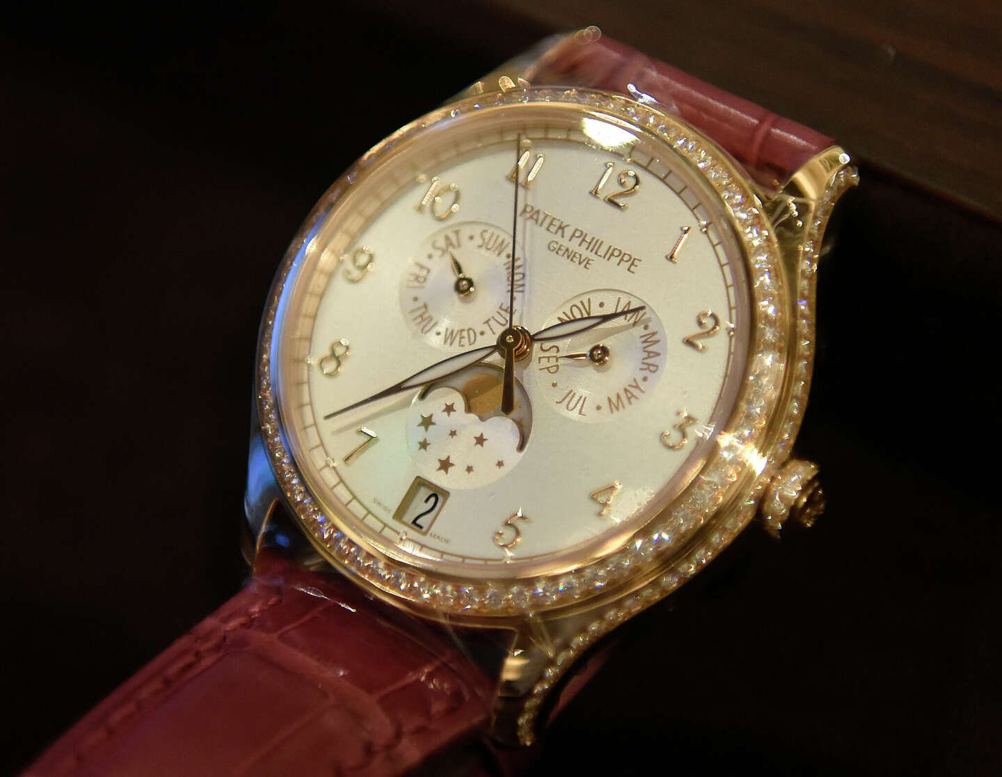 Greenwich Avenue gets new showroom: high-end watchmaker Patek Philippe