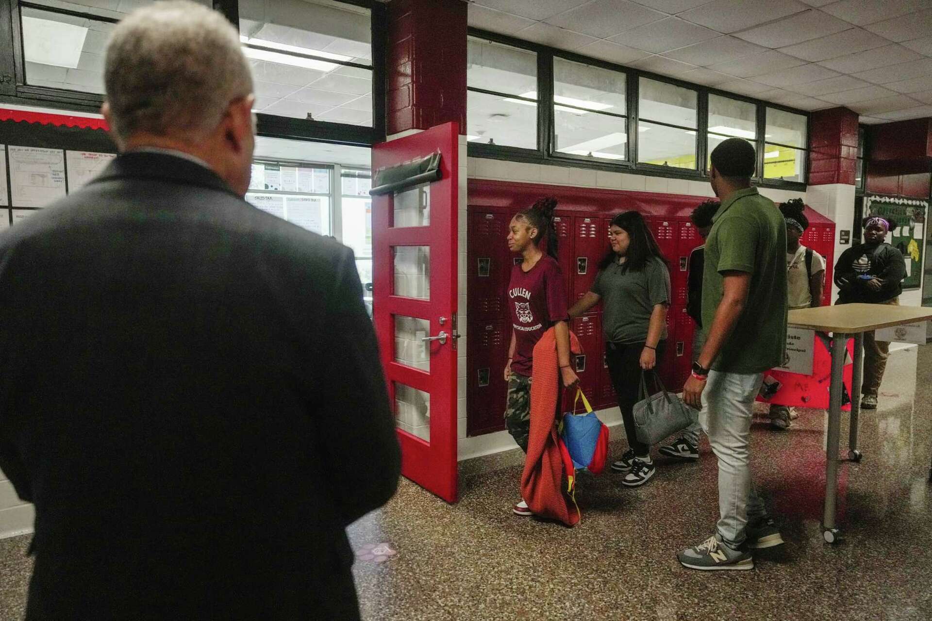 Houston ISD's NES schools don't always stack up to Miles' ideal