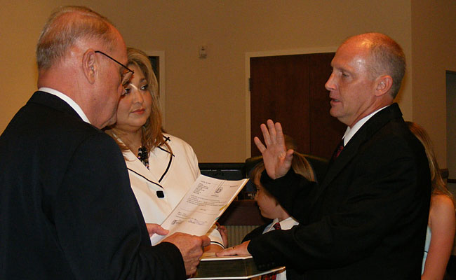 New Selma mayor takes oath of office
