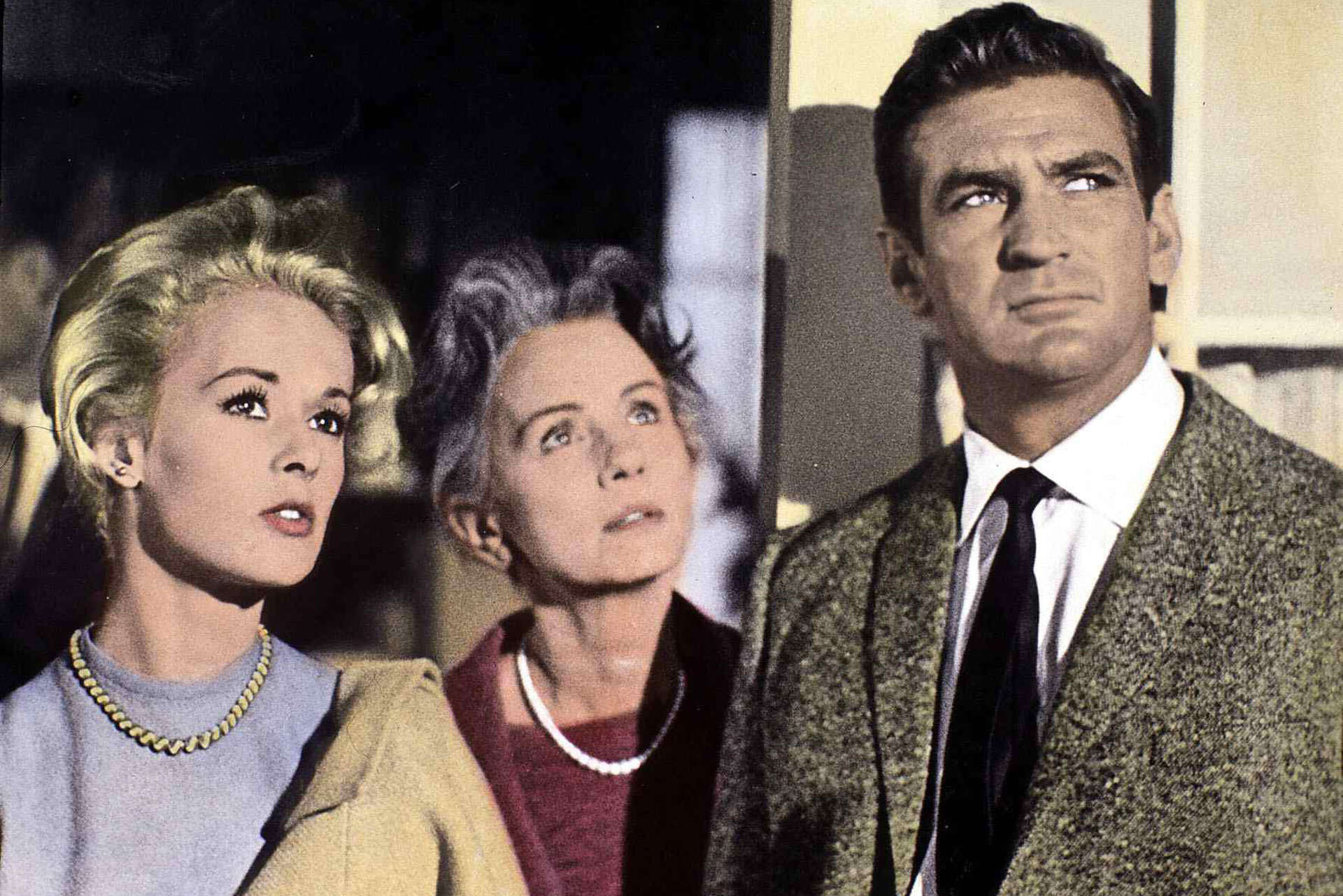 Why Alfred Hitchcock’s ‘The Birds’ is a Total SF classic