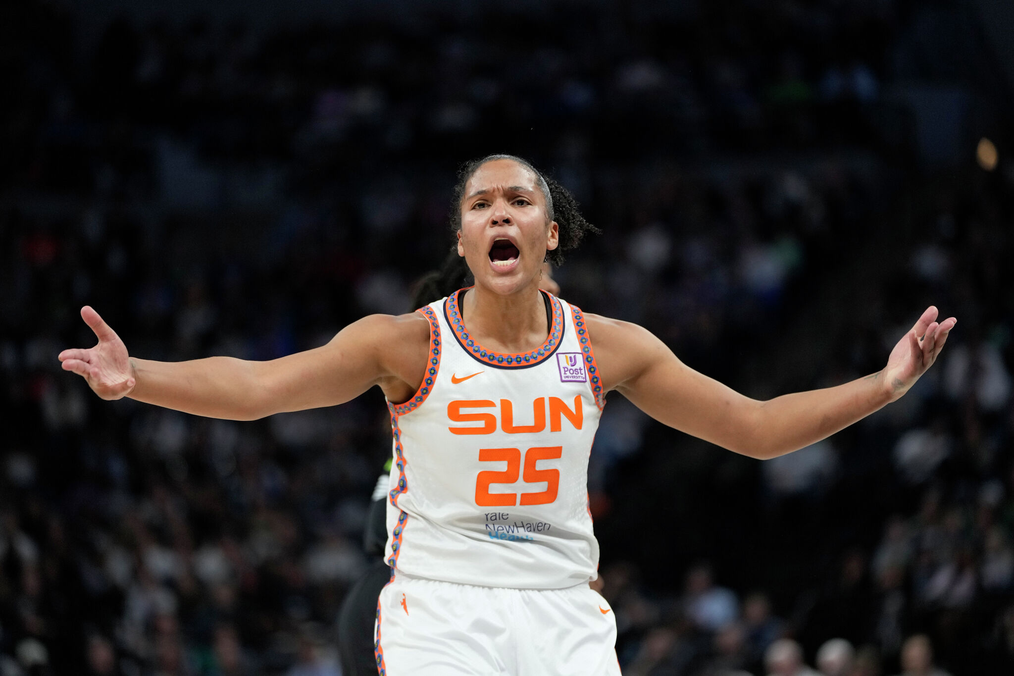 CT Sun fall behind in first half of WNBA playoff game vs. Minnesota