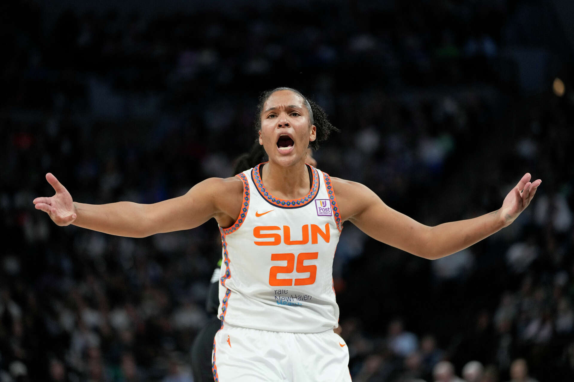 CT Sun reportedly trading star Alyssa Thomas to Phoenix Mercury