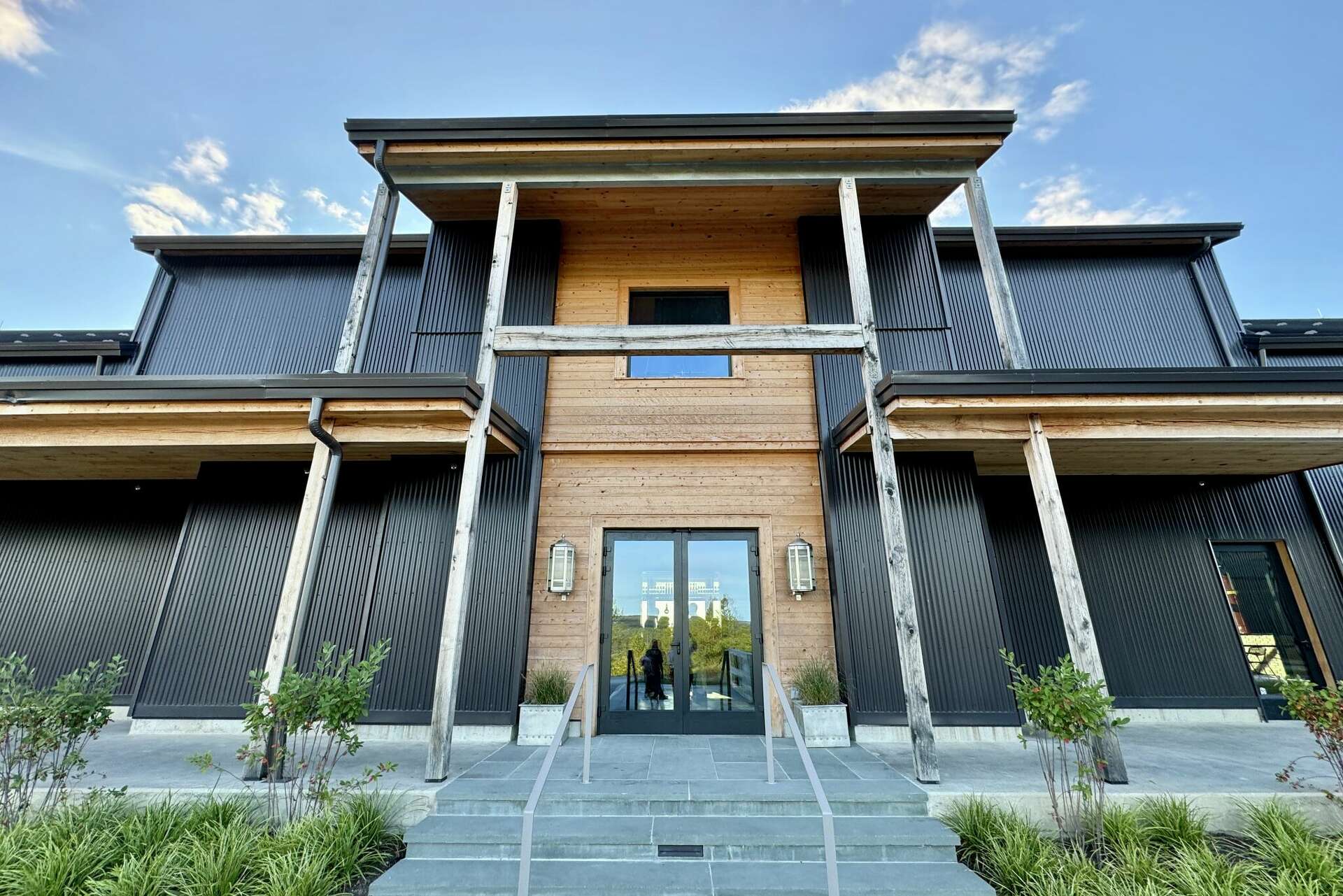 Klocke Estate review: Upstate restaurant is glamorous, yet uneven