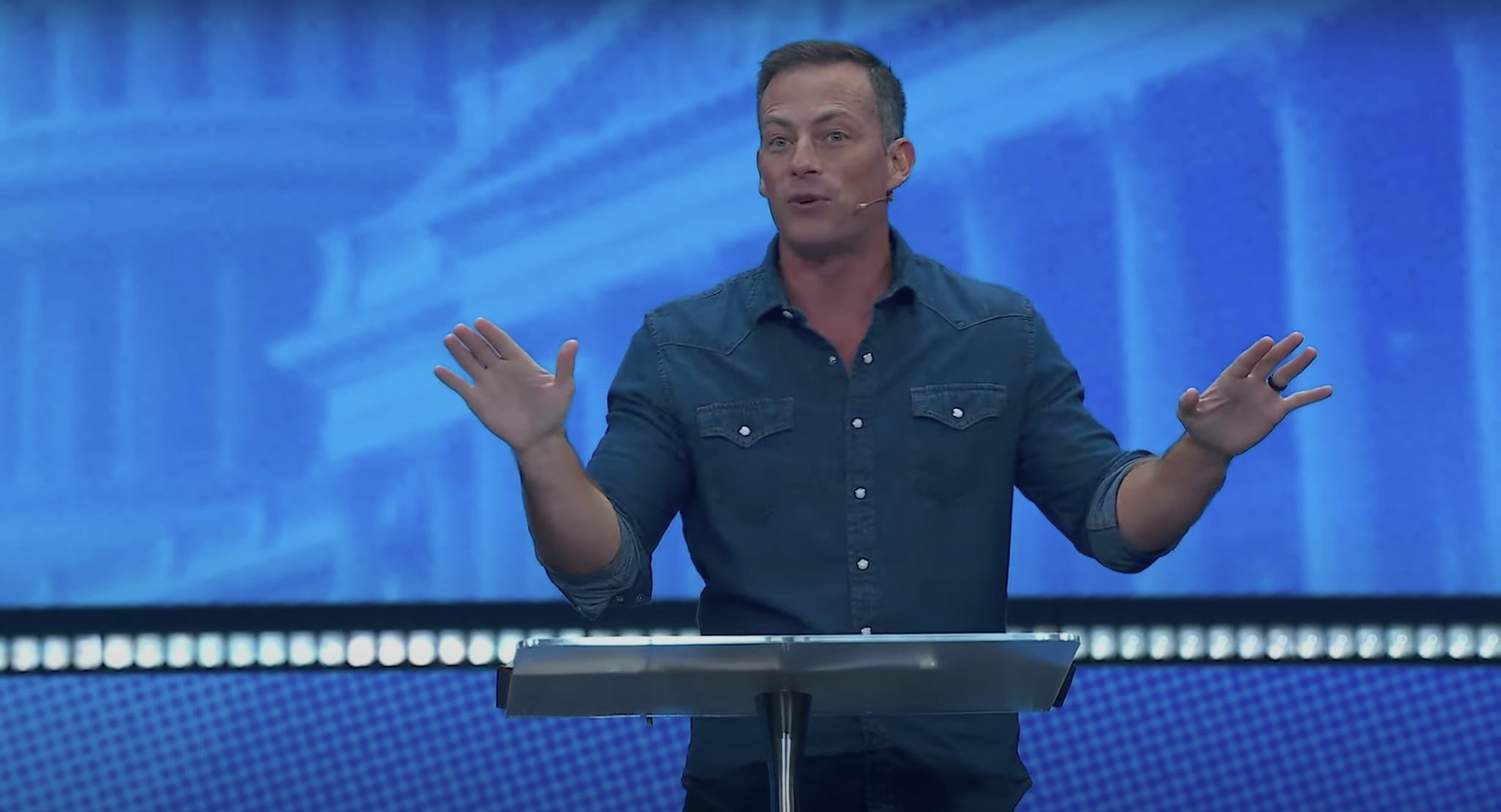 North Texas pastor tells church 'How to vote like Jesus'