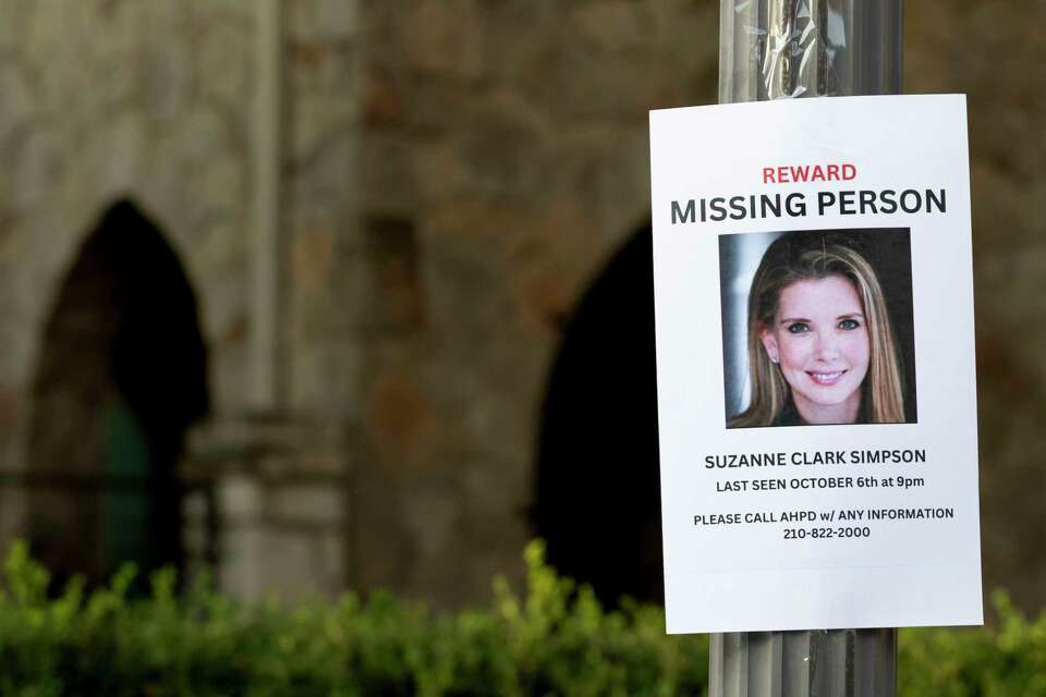 Suzanne Simpson's family asks for prayers, vows to keep searching