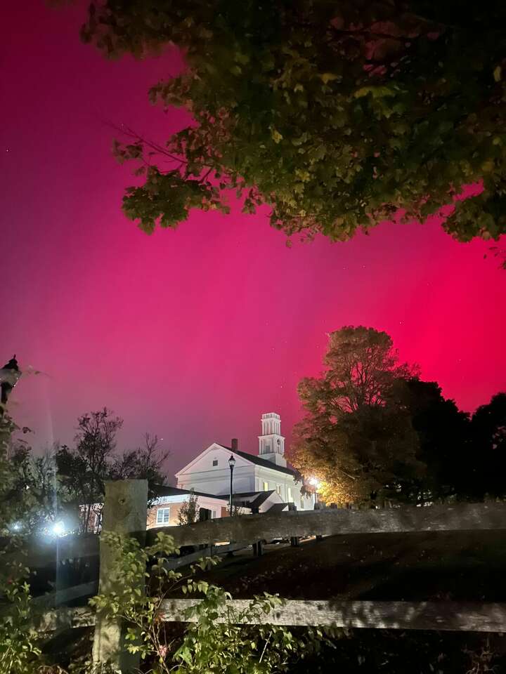 Photos: Northern lights visible tonight in parts of Connecticut