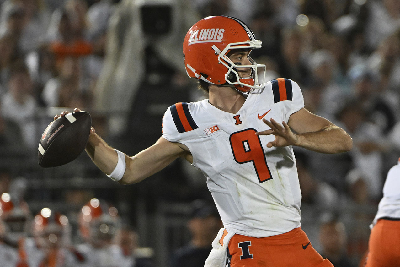Illinois football seeks to end Purdue streak, win Cannon trophy