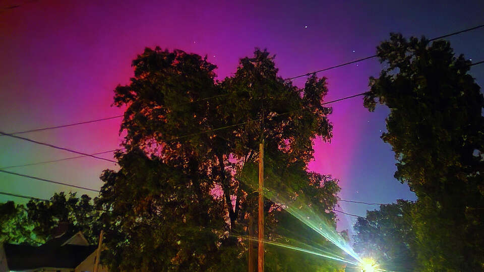 Twice-in-a-lifetime view of aurora borealis in Jacksonville area