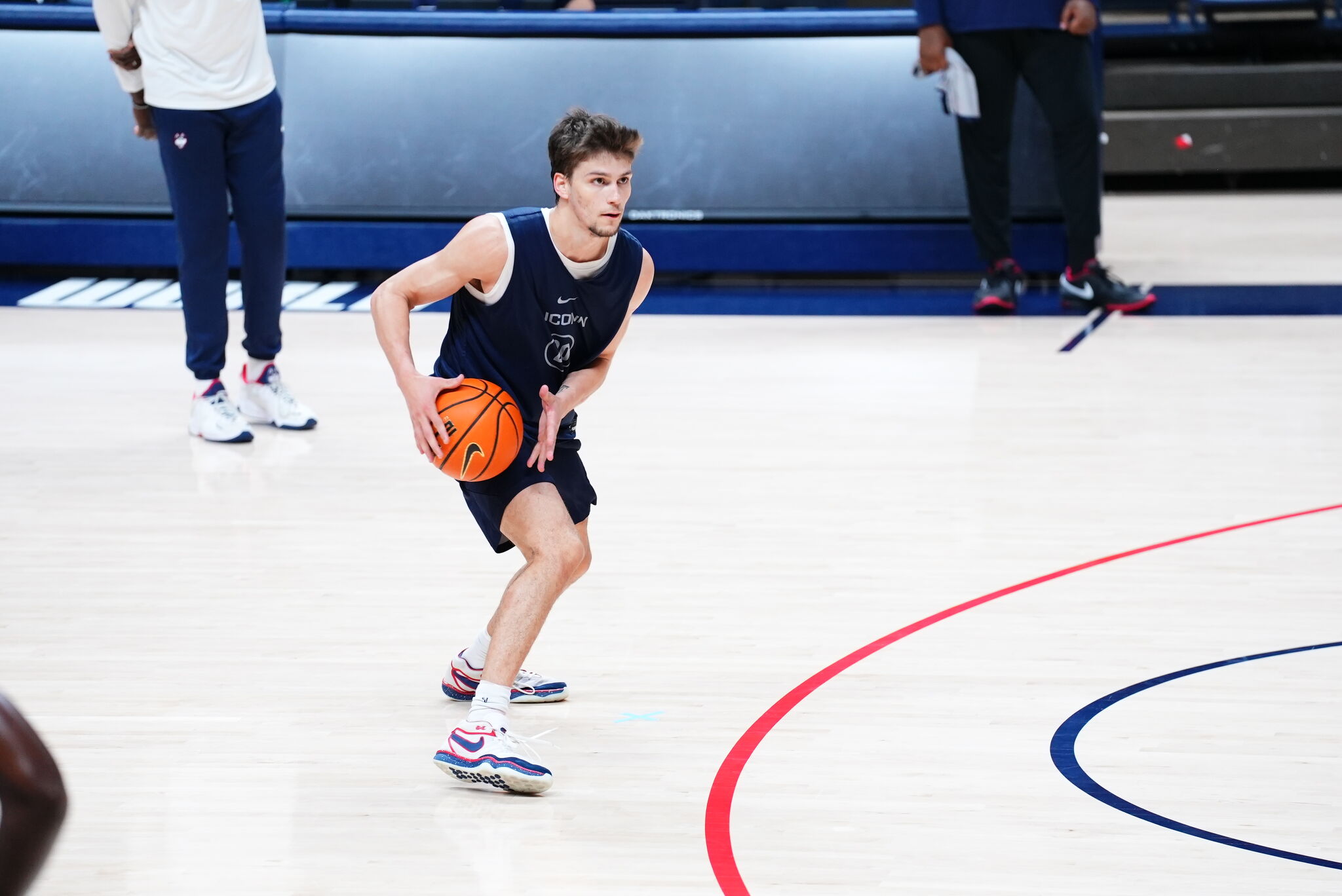 Transfer Aidan Mahaney aims to make big jump in first season at UConn