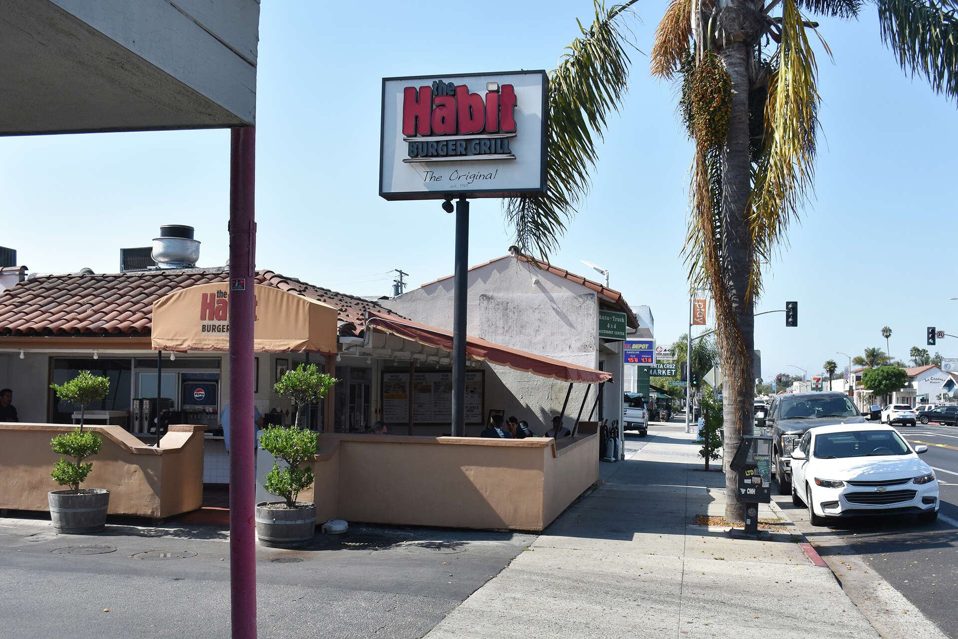How the Habit beat In-N-Out for 'best burger'