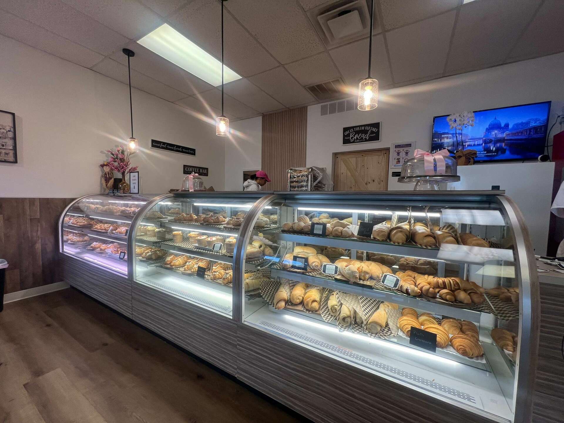 Crisp Crust Bakery opens in Midland with French, Venezuelan pastries