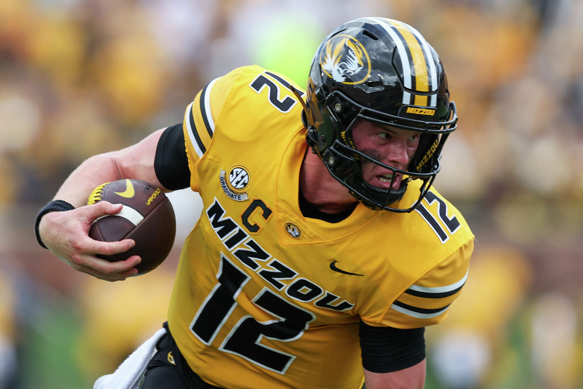 Update: Mizzou QB Brady Cook leaves with injury vs. Auburn football