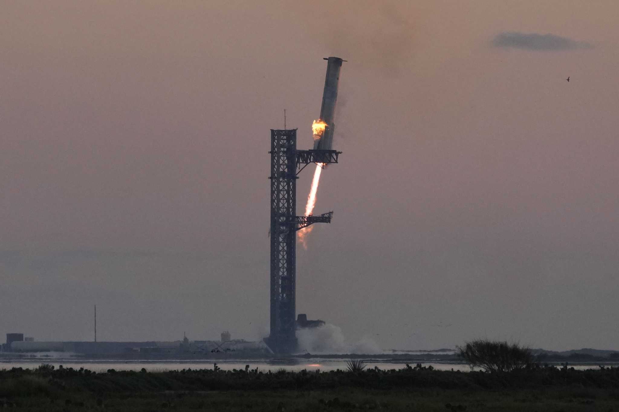 SpaceX: Fifth flight test of Starship launches in Boca Chica