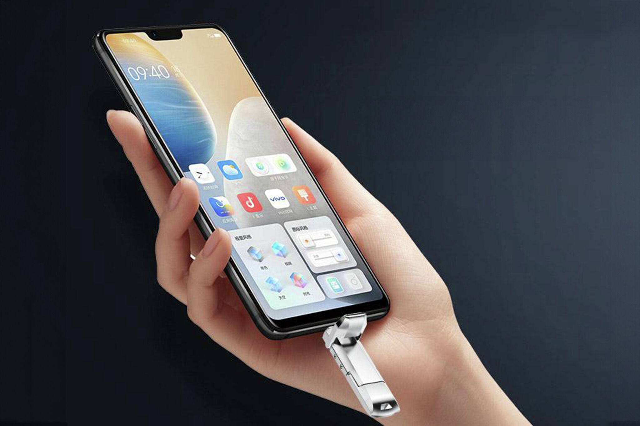 Never run out of space again with this dual USB flash drive for 31% of