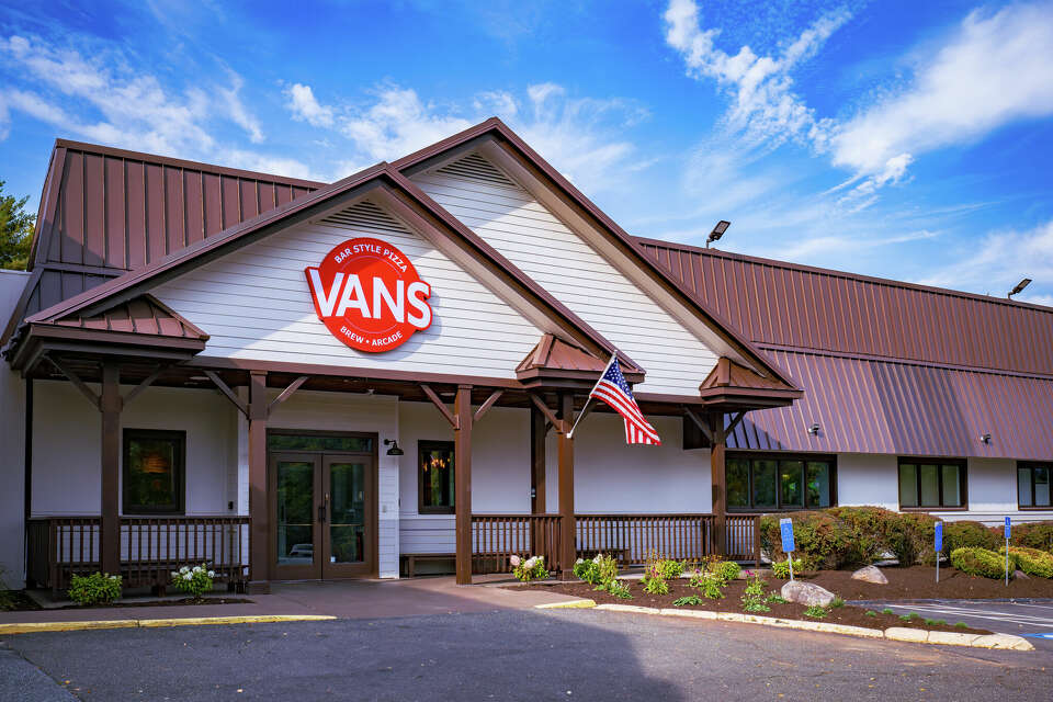 Danbury Hat Tricks owners to open VANS pizza and arcade restaurant