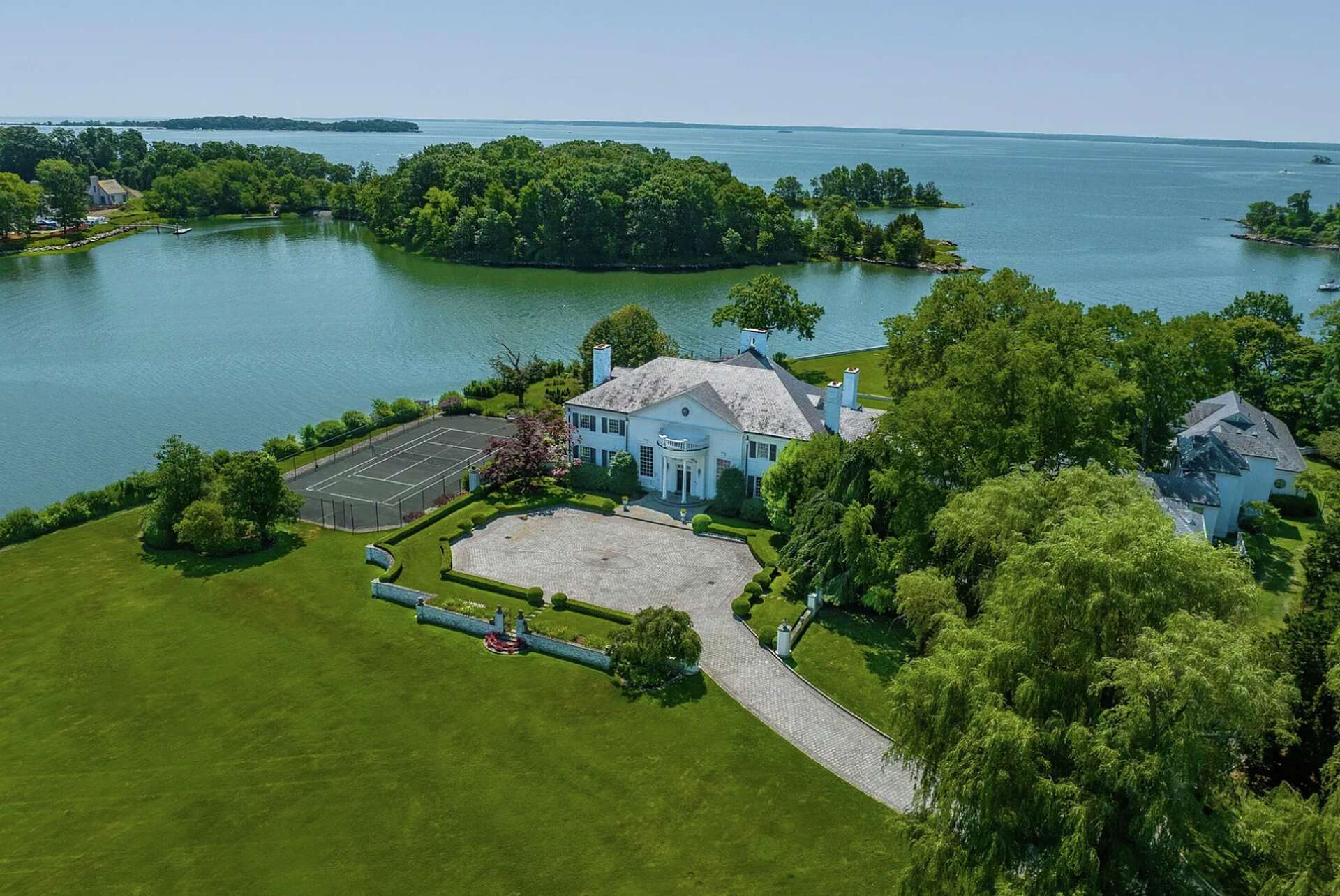 Donald Trump’s former CT mansion sold last week for $31.5M