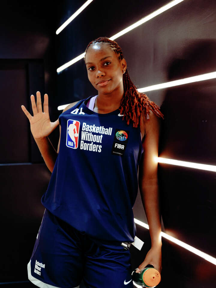 How Blanca Quinonez got on UConn women’s basketball’s radar