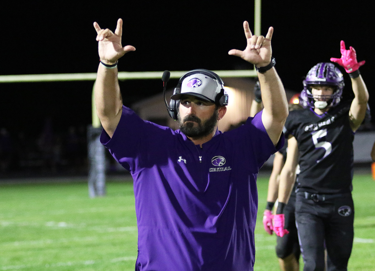 From WIVC roots, coach Brian Short grows Breese Central to No. 1