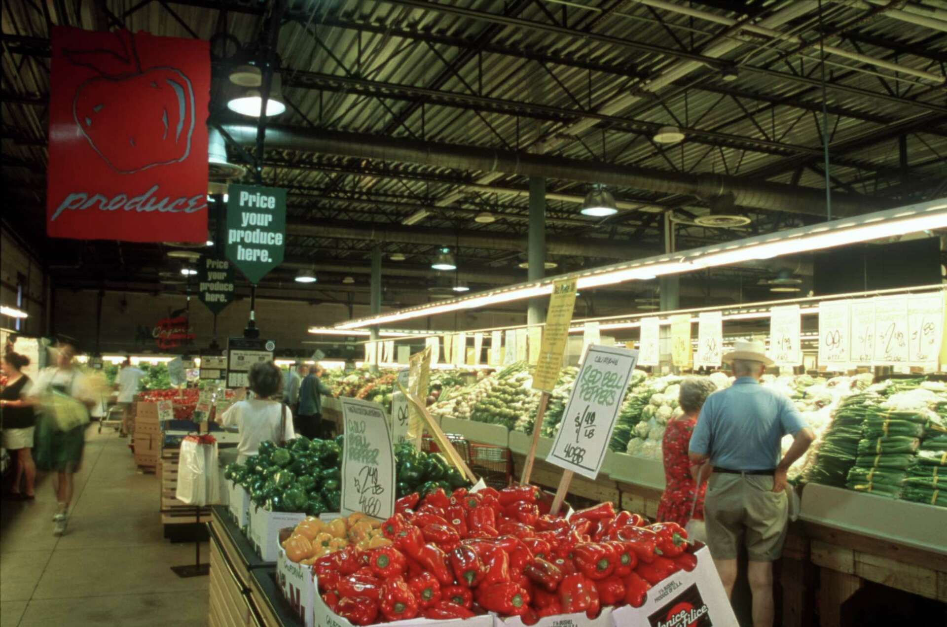 H-E-B gourmet grocer Central Market's 30-year history in Texas