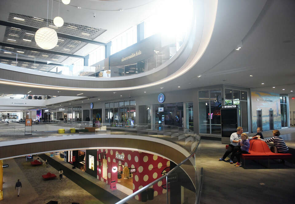 How Norwalk's SoNo Collection mall has changed CT's retail industry