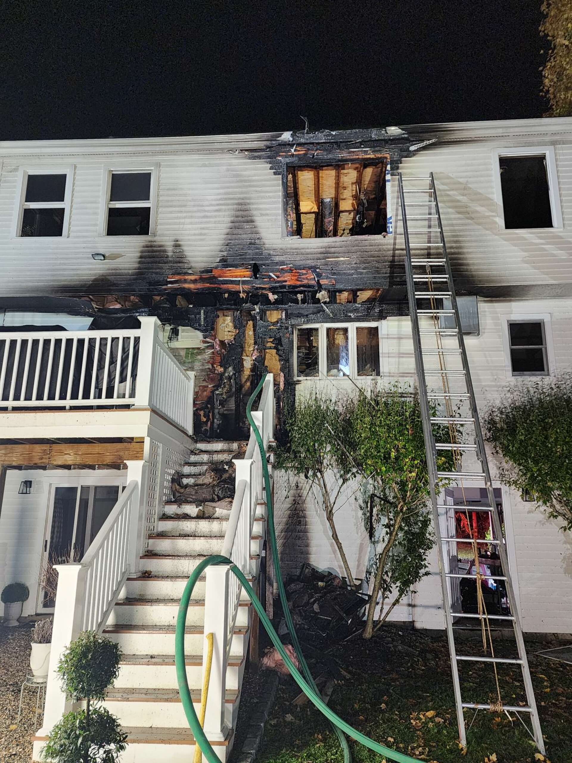 Smoke alarms credited with saving Stamford residents from house fire