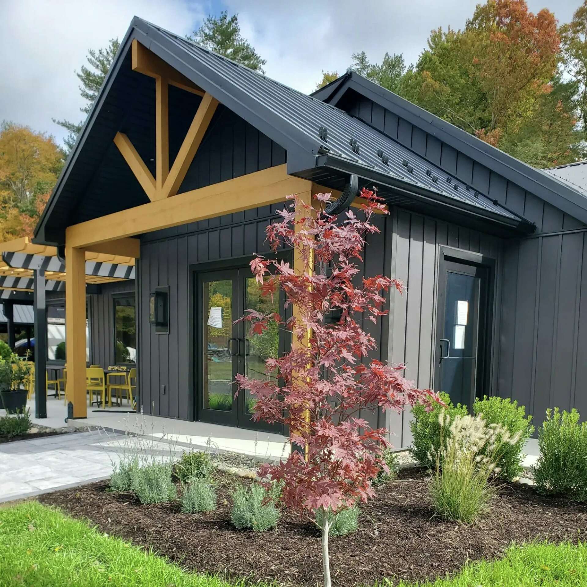 Reds seafood, Track 32 owners opening Gray Willow brewpub in Earlton