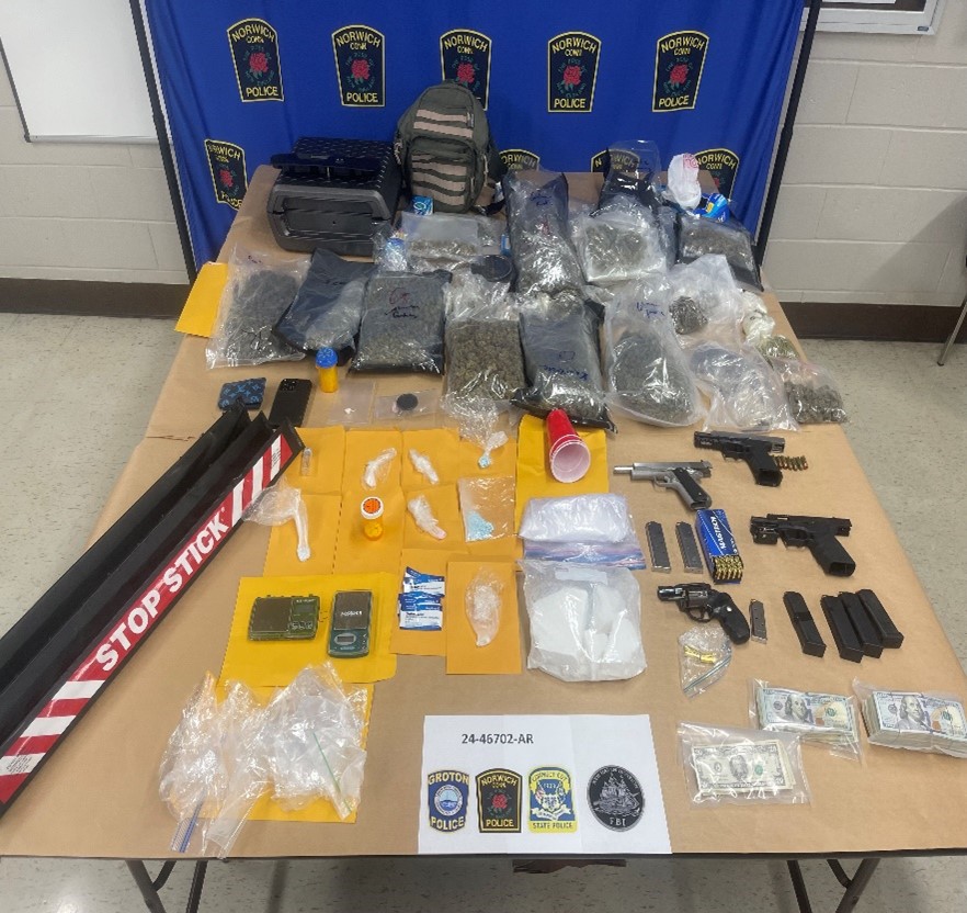 Norwich police seize drugs, guns after man tried to flee traffic stop